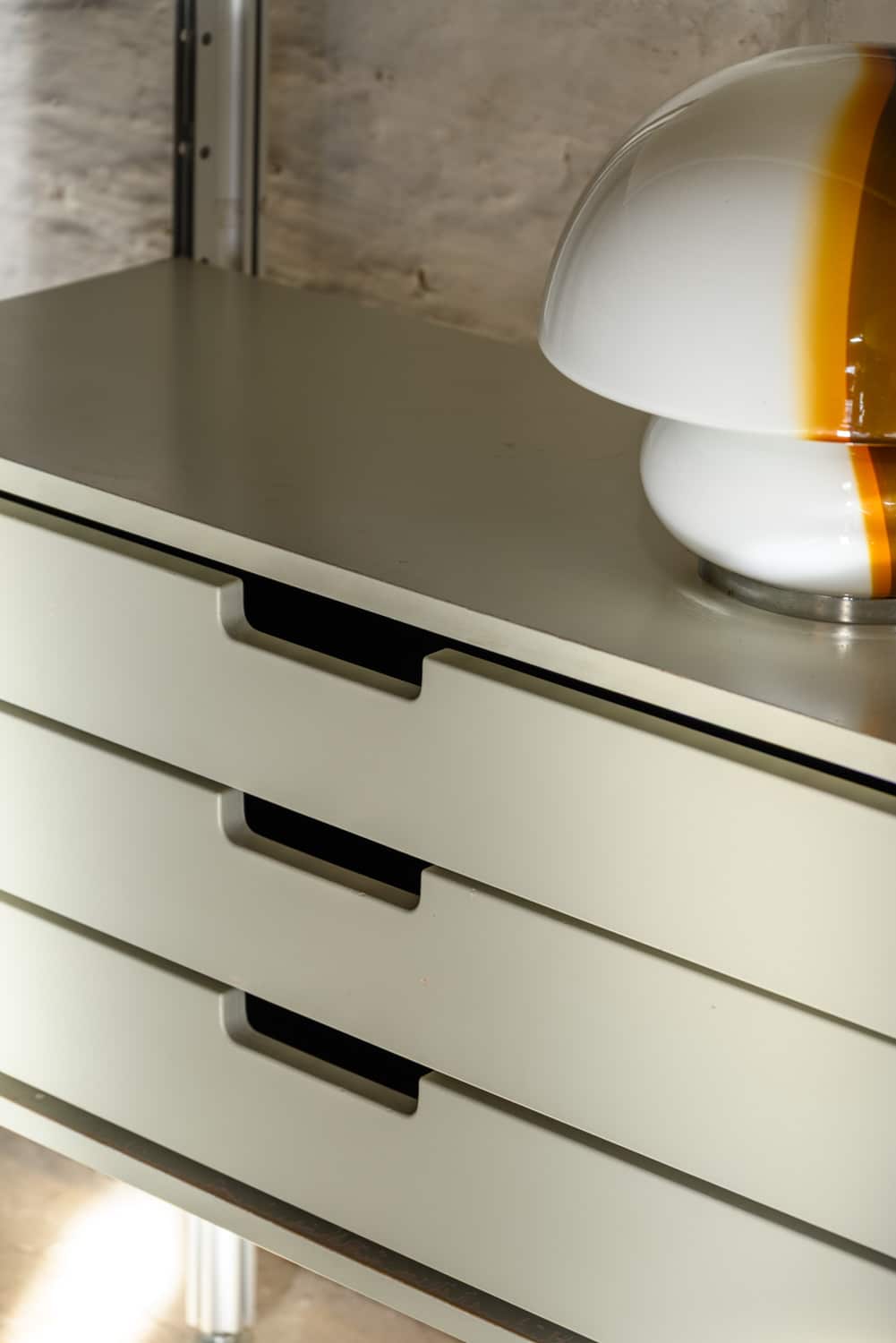 Vitsoe 606 Universal Shelving System #1283 - Retrouvius