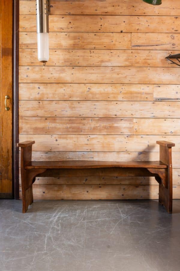 Seating - Retrouvius