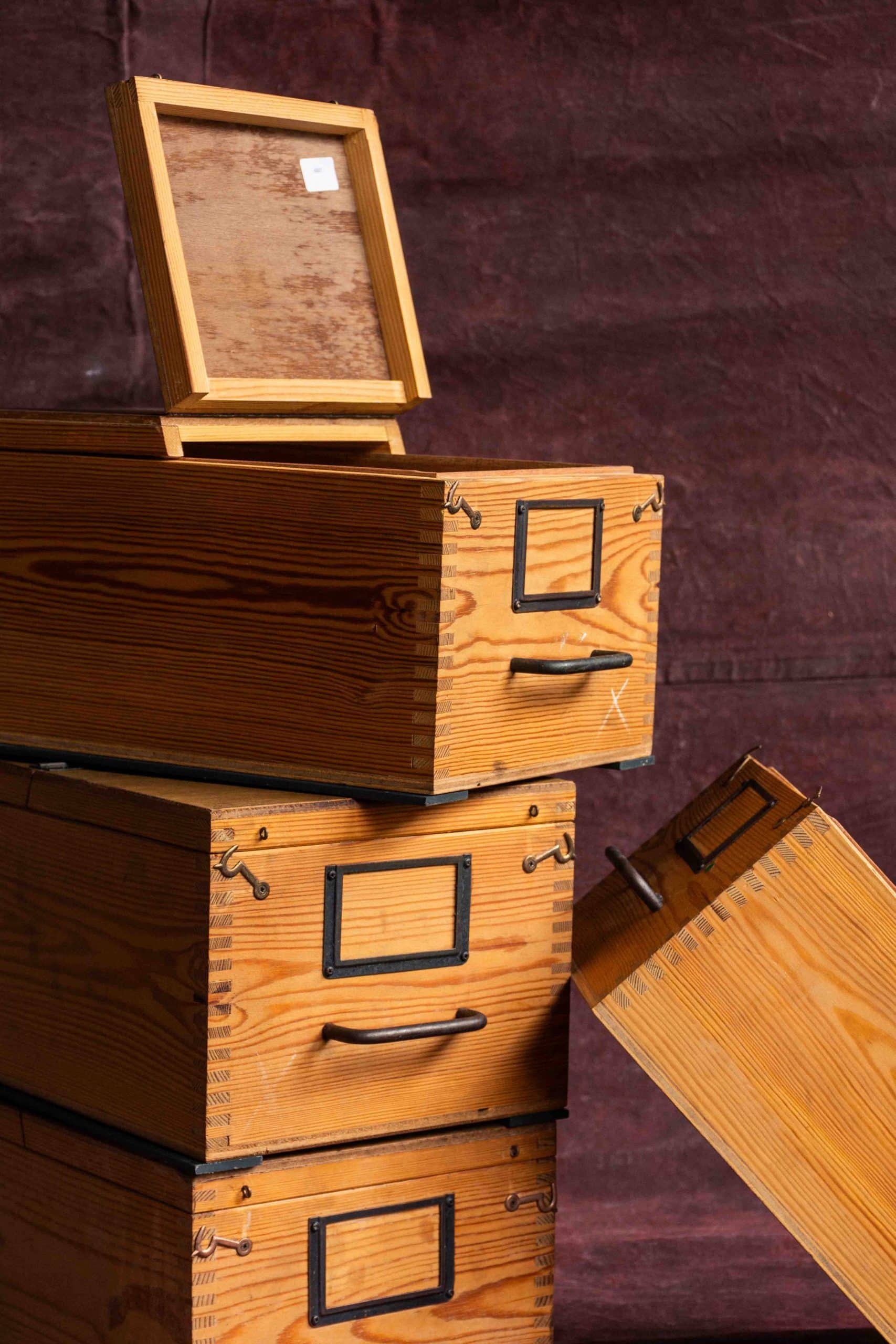 Small Pine Boxes #8774 - Retrouvius