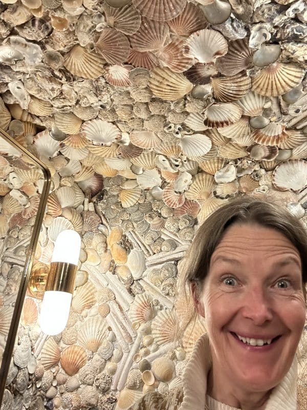 Dive into the Mesmerising World of Blott Kerr-Wilson - Retrouvius