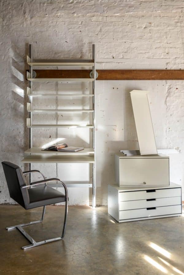 Vitsoe 606 Universal Shelving System #1283 - Retrouvius